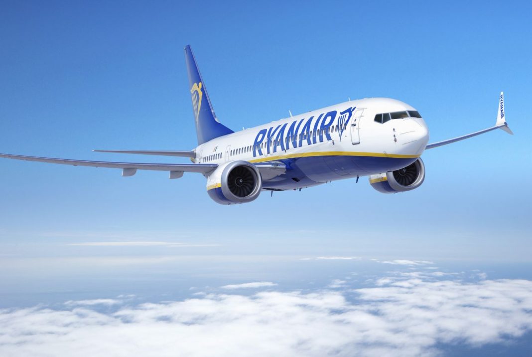 Ryanair takes delivery of first 'gamechanger' Boeing Max jet - TravelMole