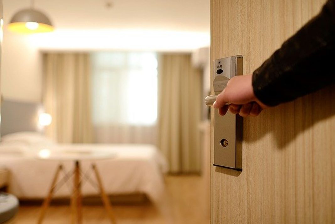 Dead body found under hotel bed